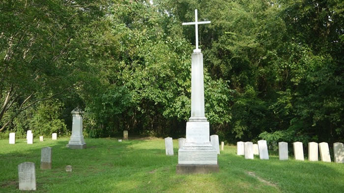 Confederate Monument at Cross Creek Cemetery