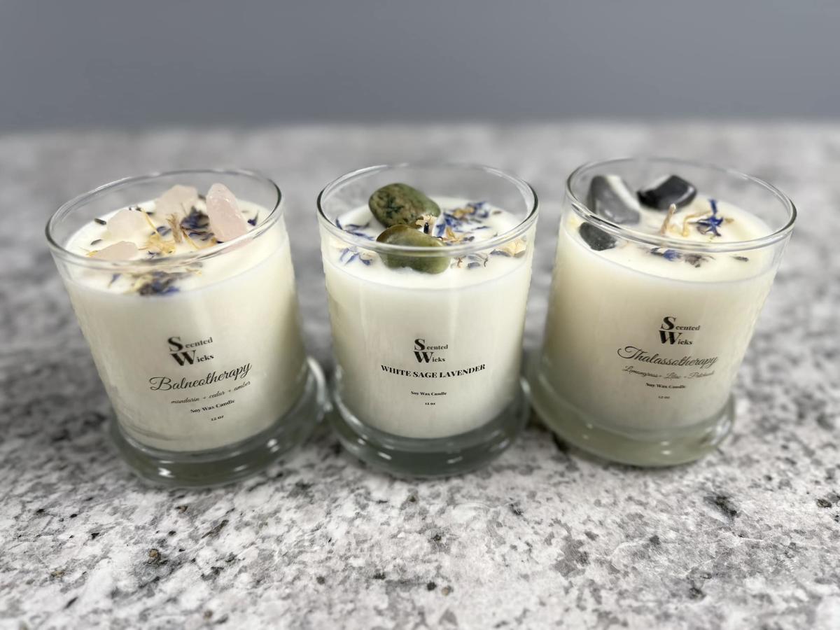 Scented Wicks Candle Bar