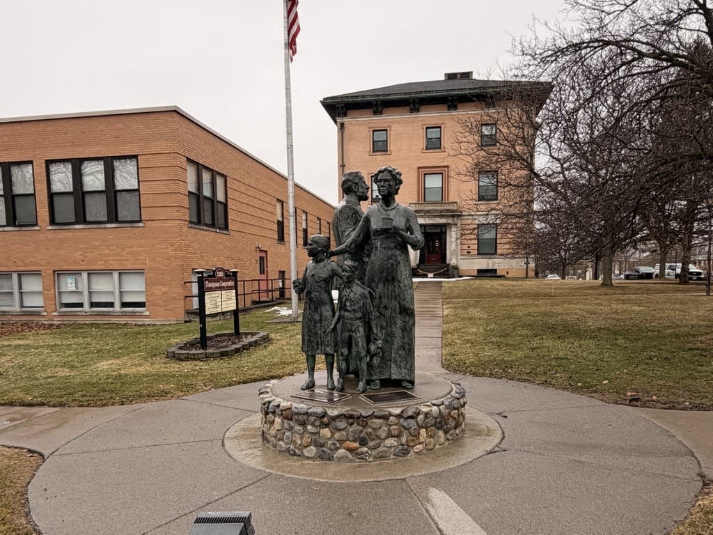 Mary Clark Thompson Statue | Canandaigua, NY