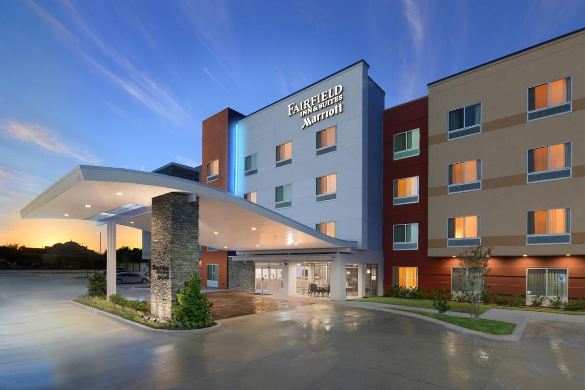 Fairfield Inn and Suites by Marriott Fort Worth South/Burleson