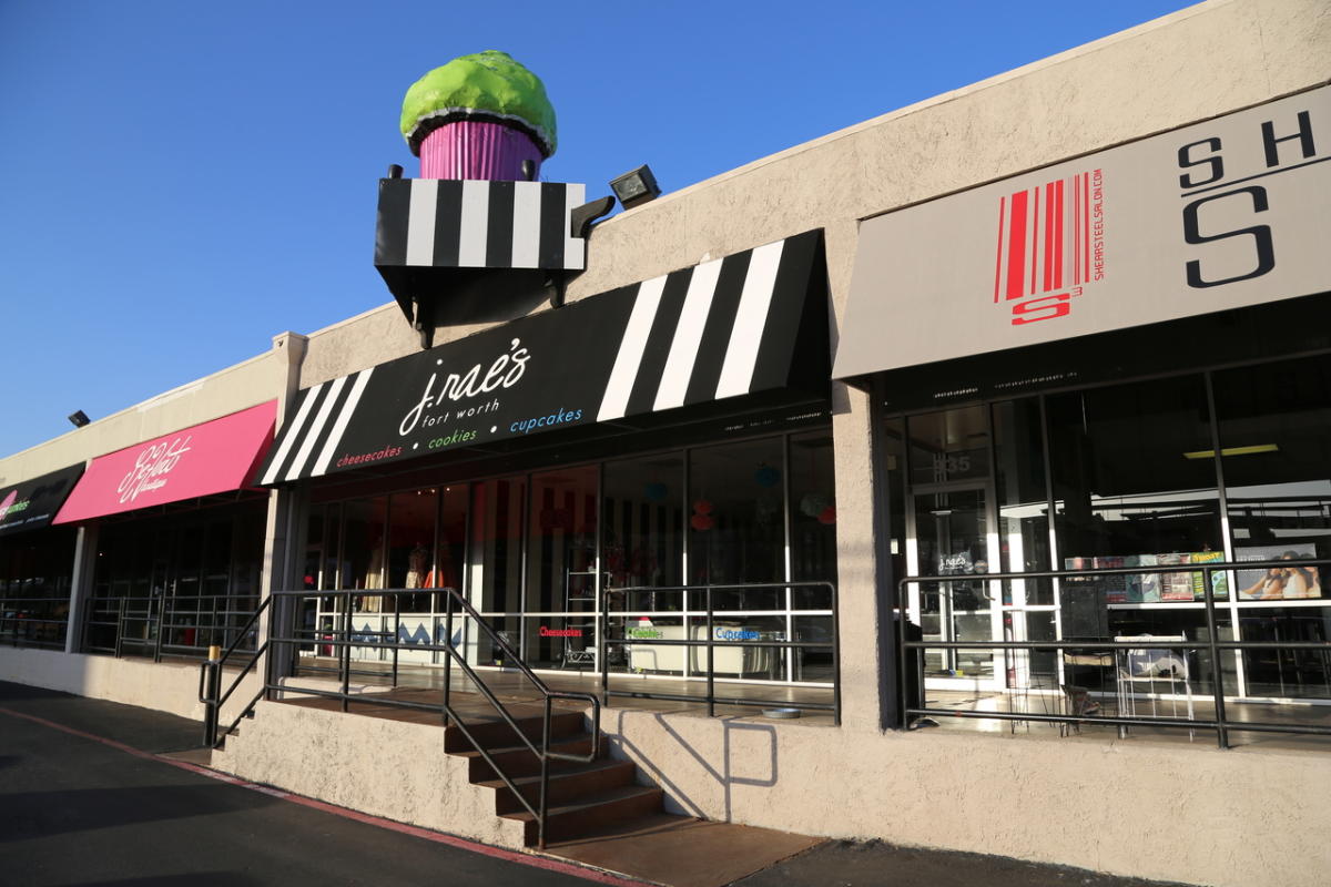Glitz Bakery