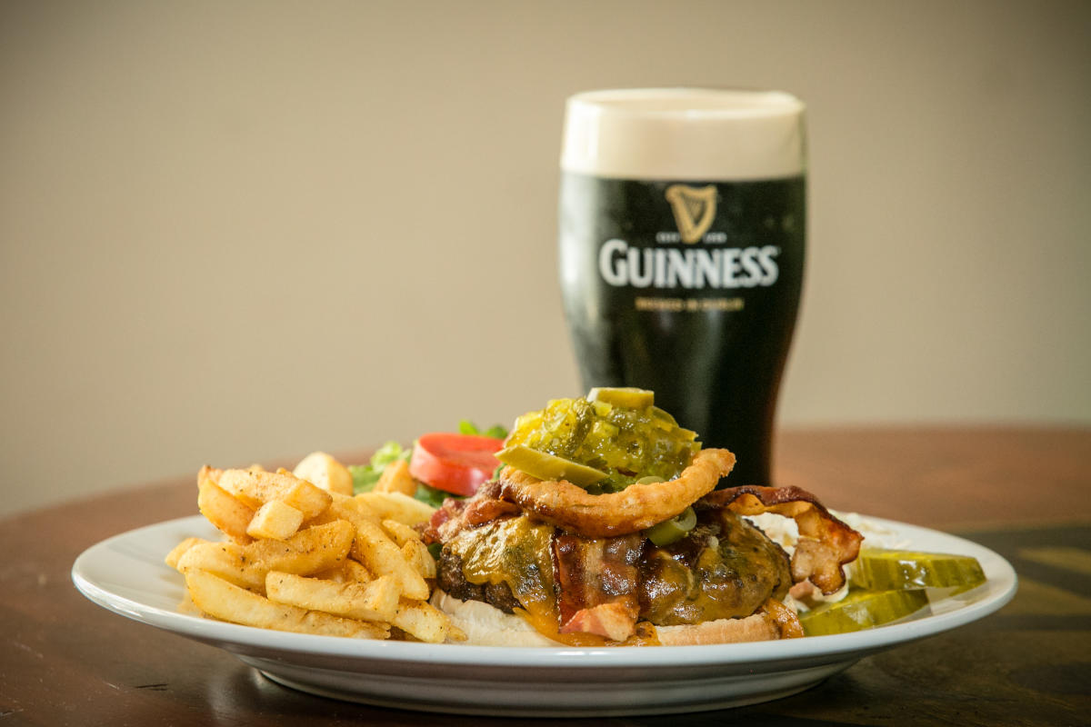 Magoo's Pub & Eatery