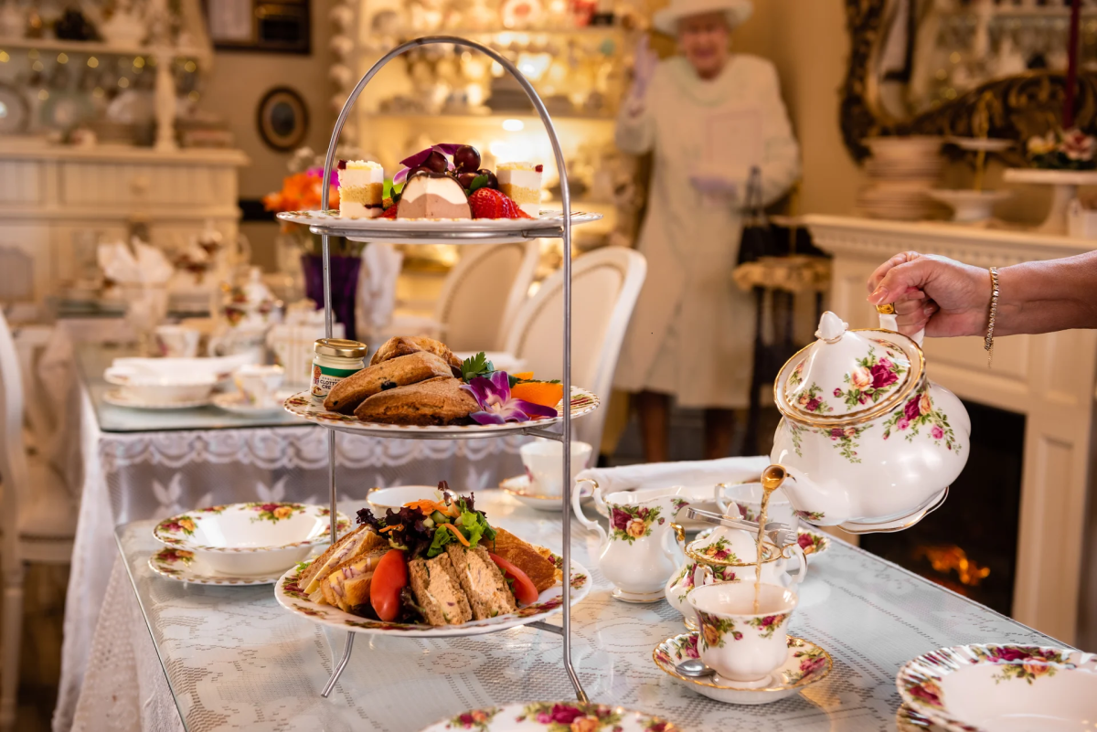 VIENNA CAFE AND BISTRO