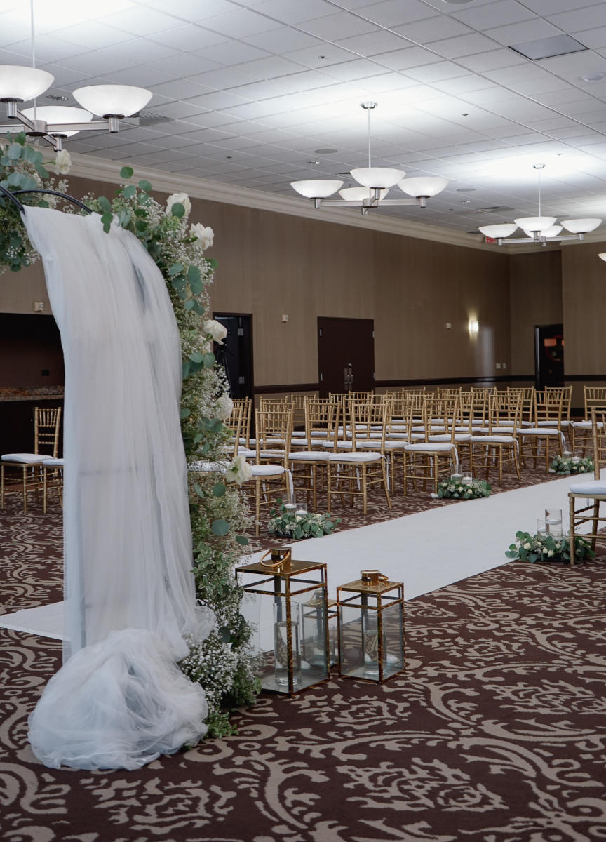 THE DOWNTOWN EVENT CENTER