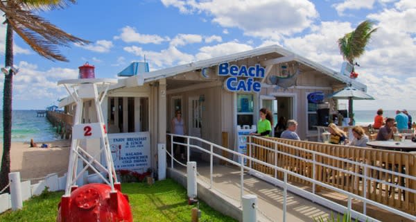 ANGLINS BEACH CAFE