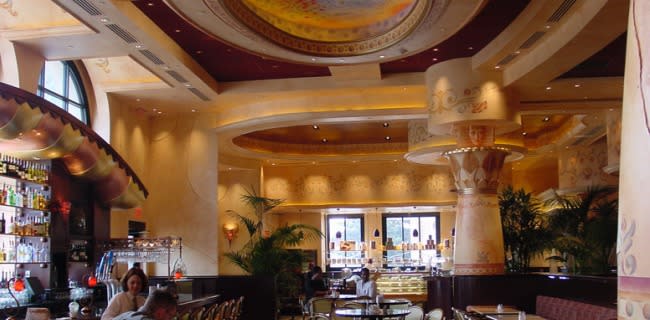 THE CHEESECAKE FACTORY