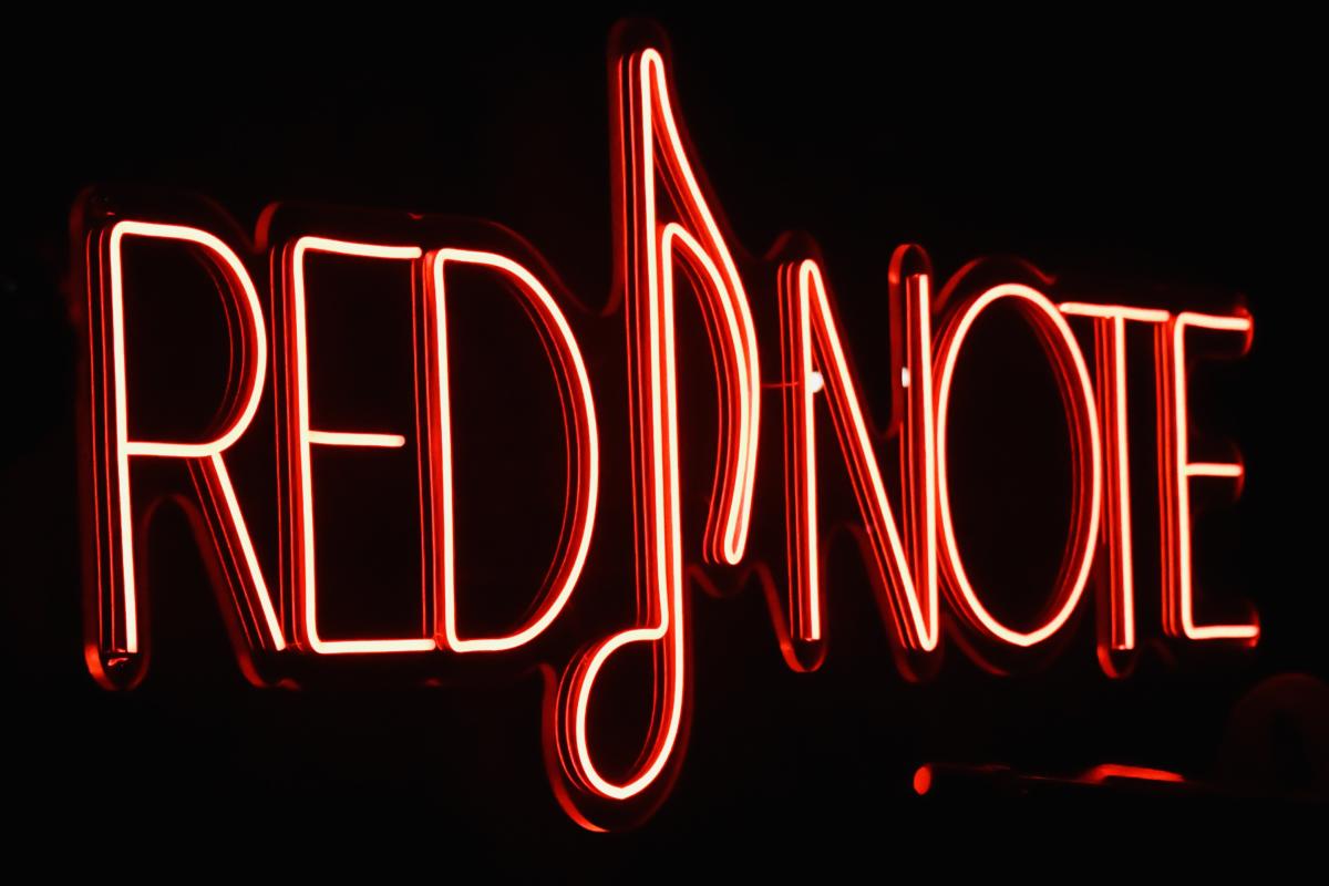 RED NOTE LOUNGE