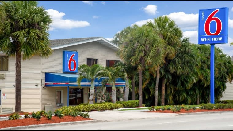 MOTEL 6 - FORT LAUDERDALE
