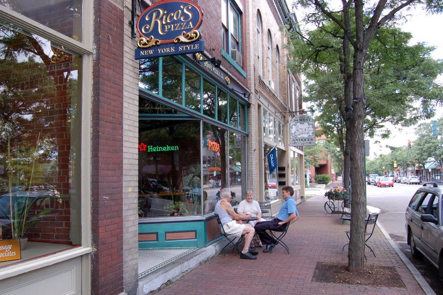 Rico's New York Style Pizza