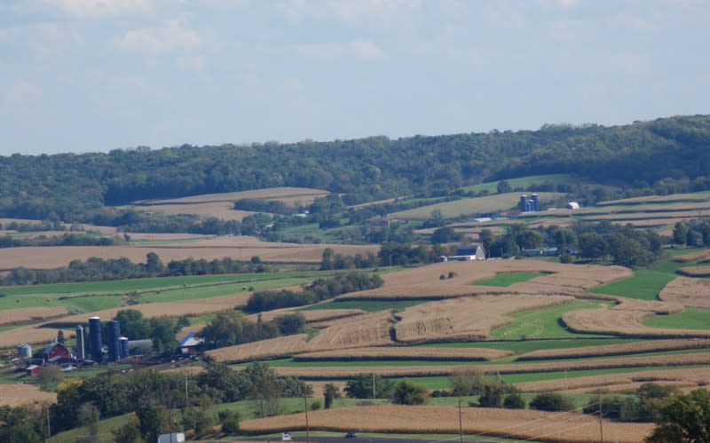 Long Hollow Scenic Overlook in Elizabeth, IL | Galena Country