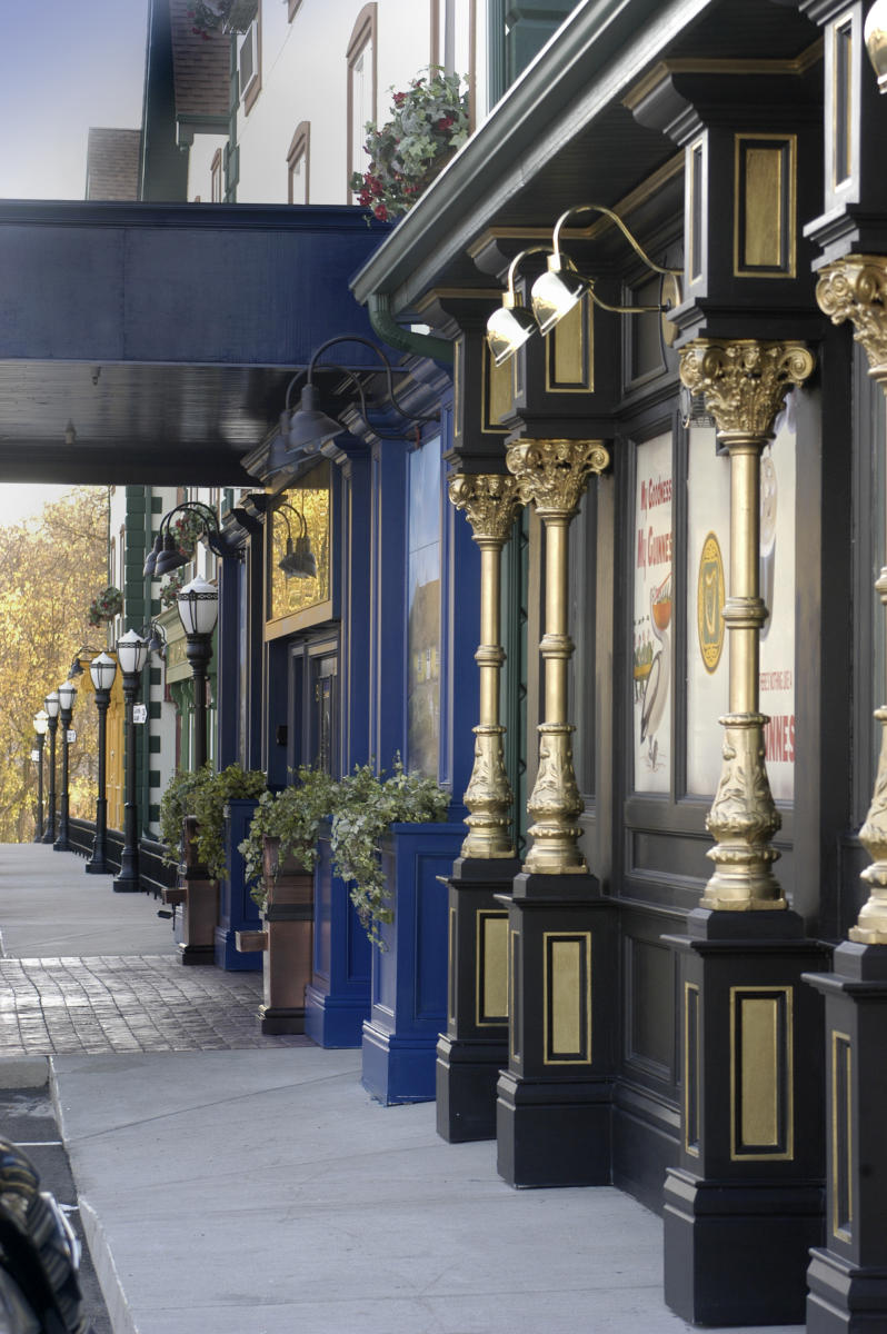 Irish Cottage Inn & Suites in Galena, IL | Galena Country