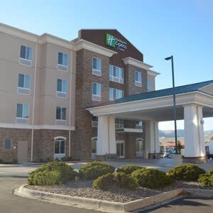 Holiday Inn Express & Suites Denver West