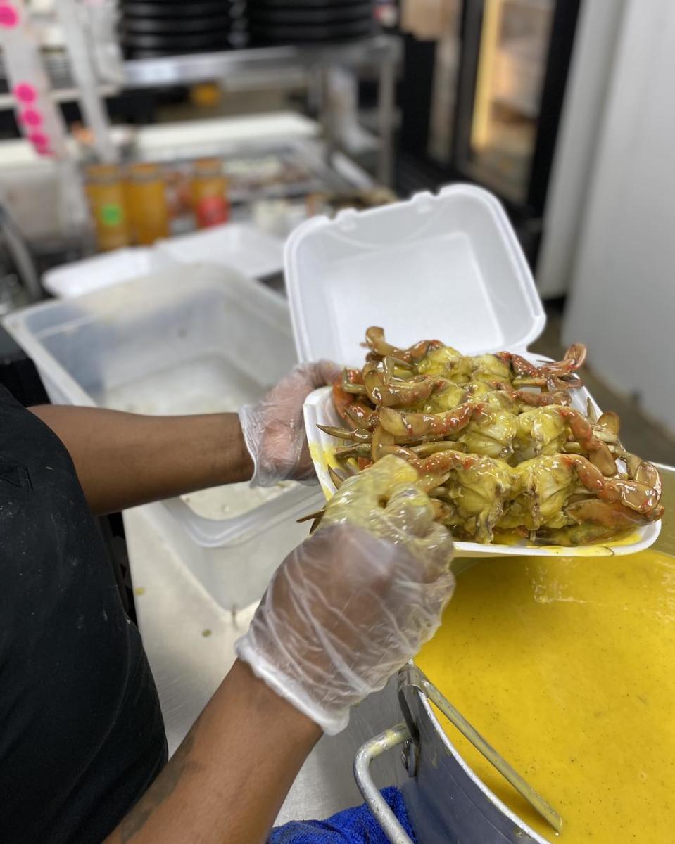 Mr. Shuck’s Seafood Catering and Food Truck