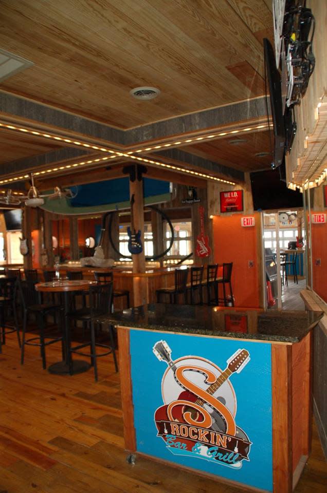 Rockin S Bar and Grill