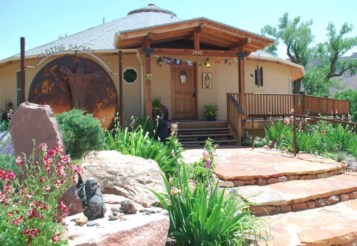 Red Moon Lodge