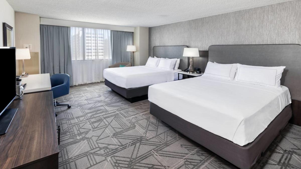 DoubleTree by Hilton Hotel Tulsa Downtown | Green Country Oklahoma ...