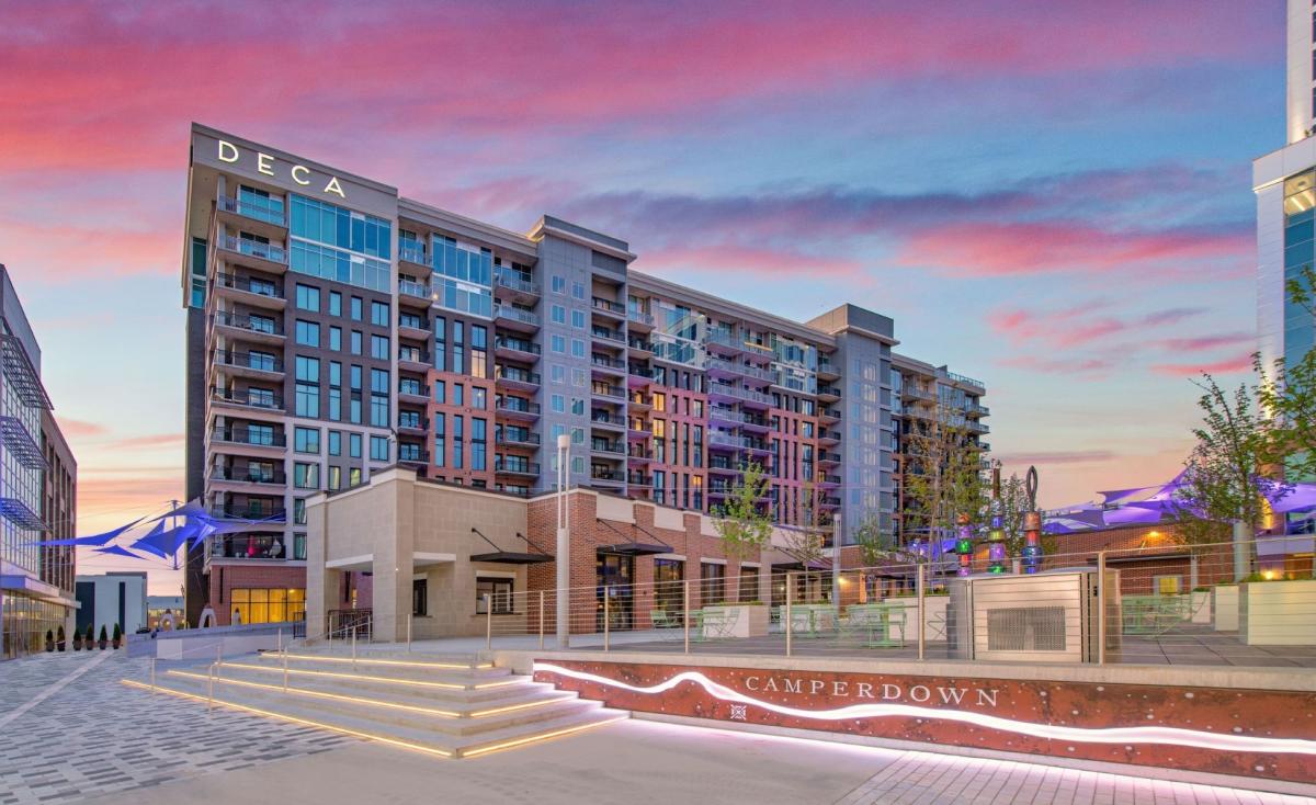 Deca Camperdown