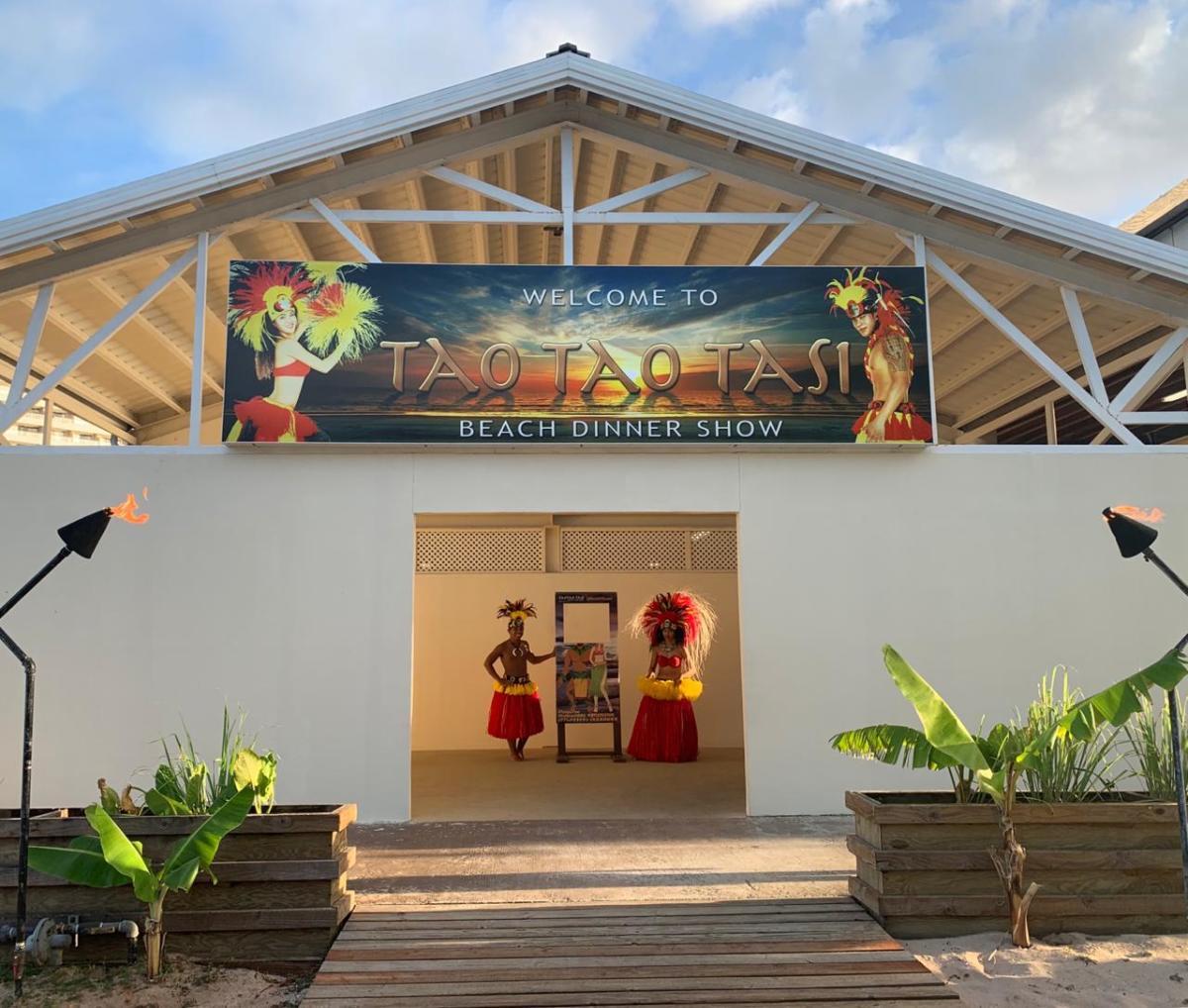 TaoTao Tasi - the Beach BBQ Buffet Dinner Show