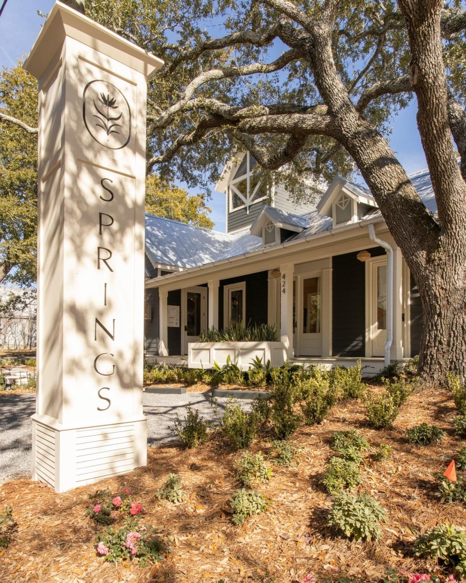 The Springs Hotel | Ocean Springs, MS 39564