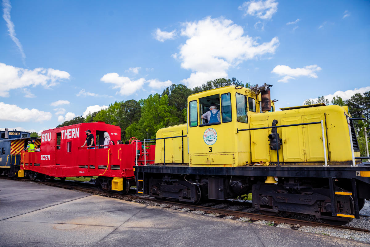 SOUTHEASTERN RAILWAY MUSEUM - ONE FREE TRAIN RIDE