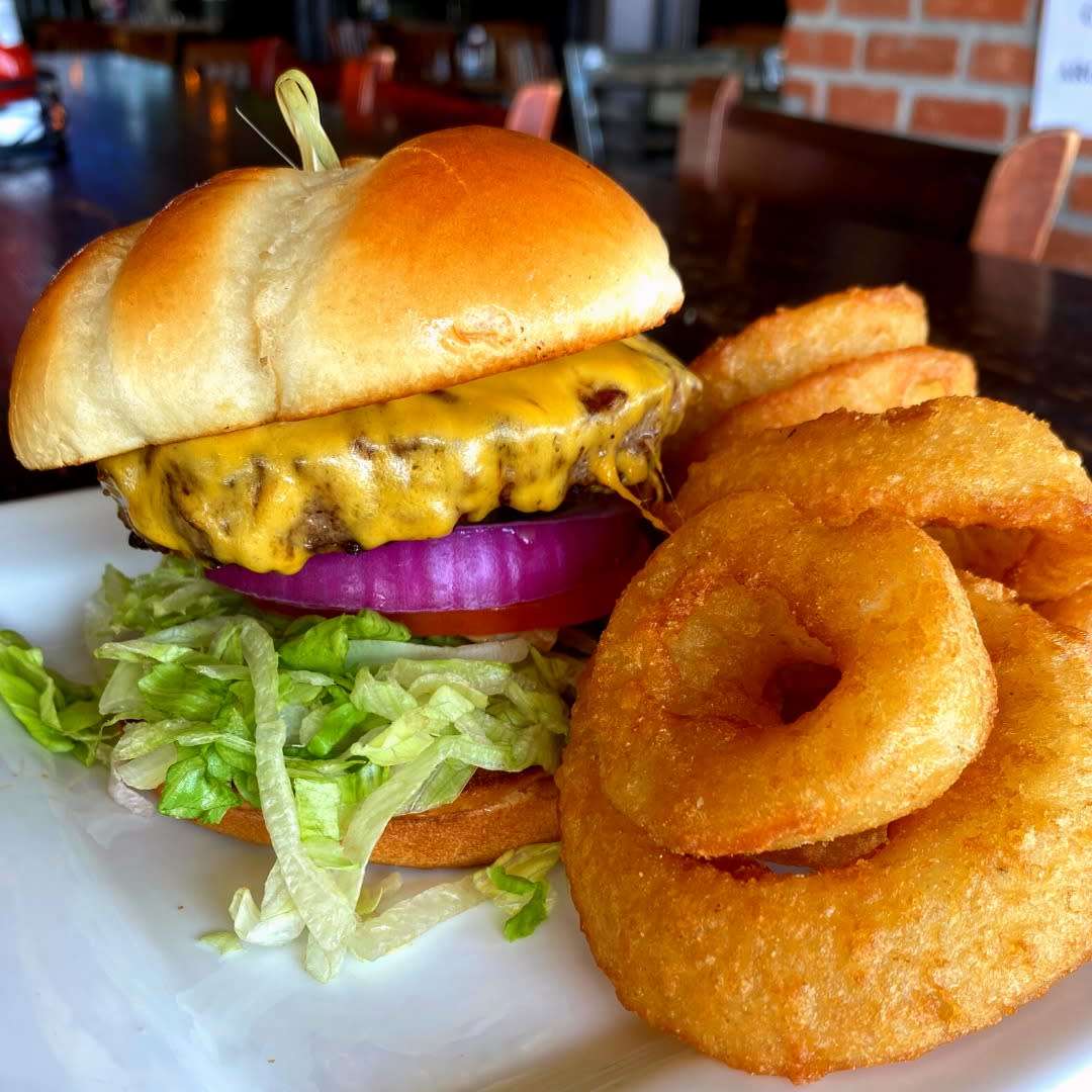 Outlaws Steaks Burgers Brews