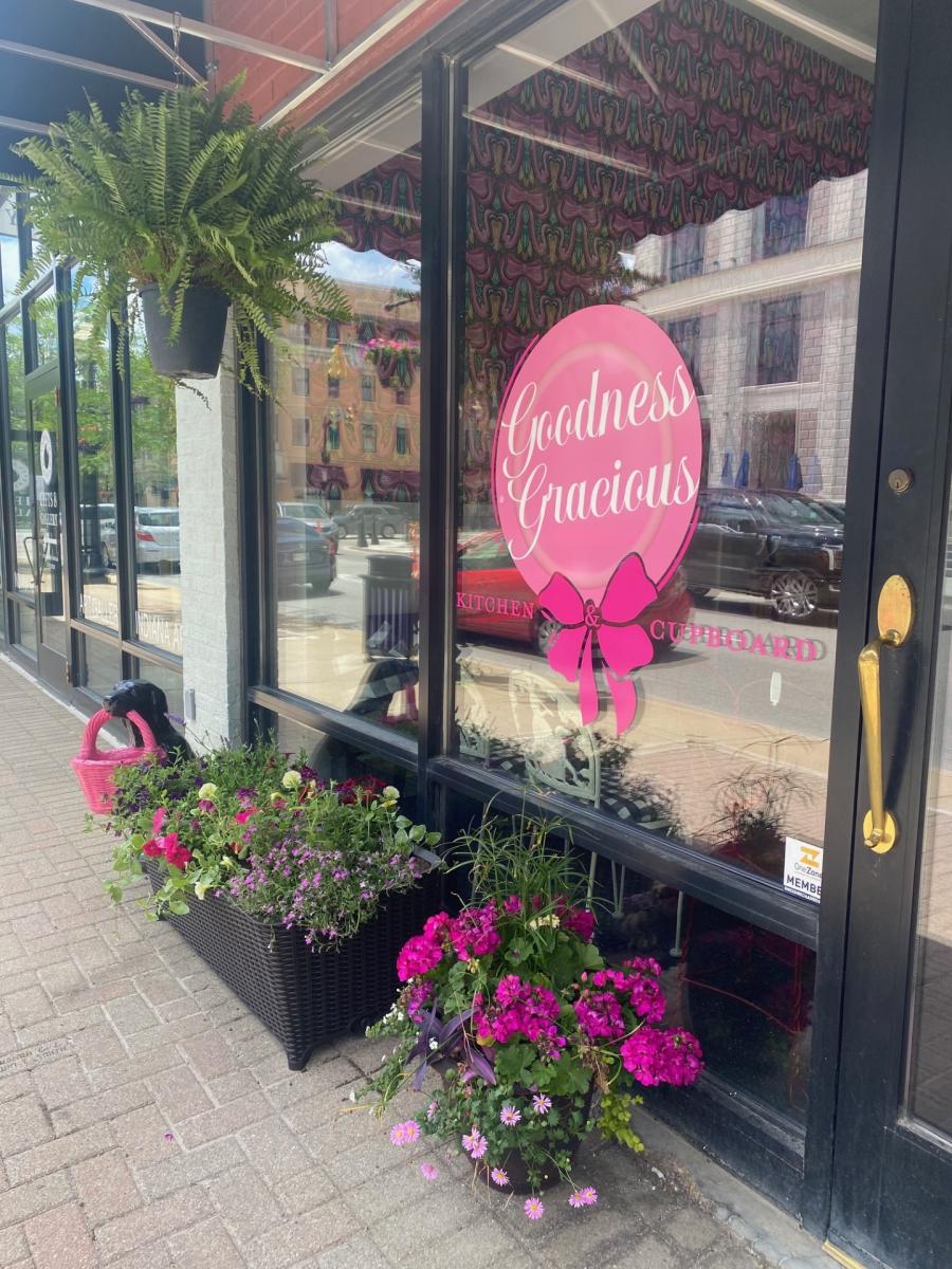 Goodness Gracious Kitchen & Cupboard