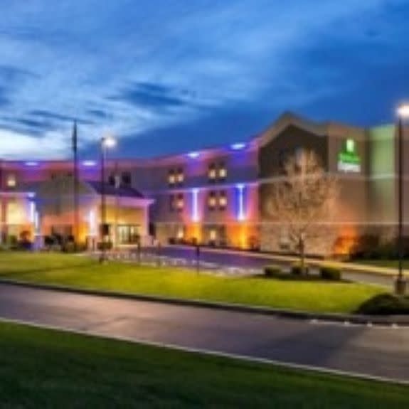 Holiday Inn Express Harrisburg NE-Hershey