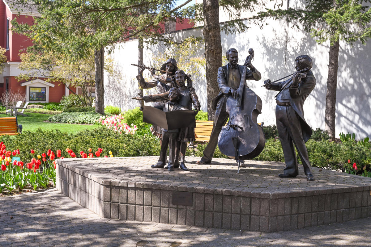 Joy of Music Statue