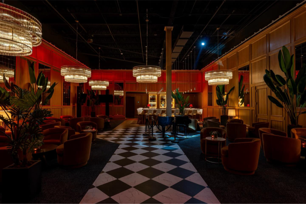 Collins Lobby Bar | Nightlife in Houston, TX