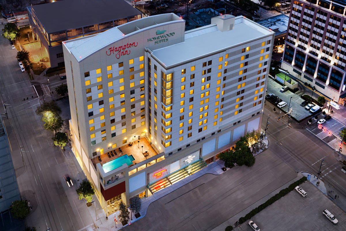 Hampton Inn Downtown | Hotels in Houston, TX