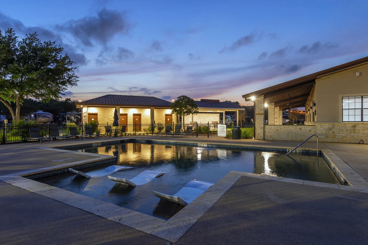 Jetstream RV Resort at Pearland