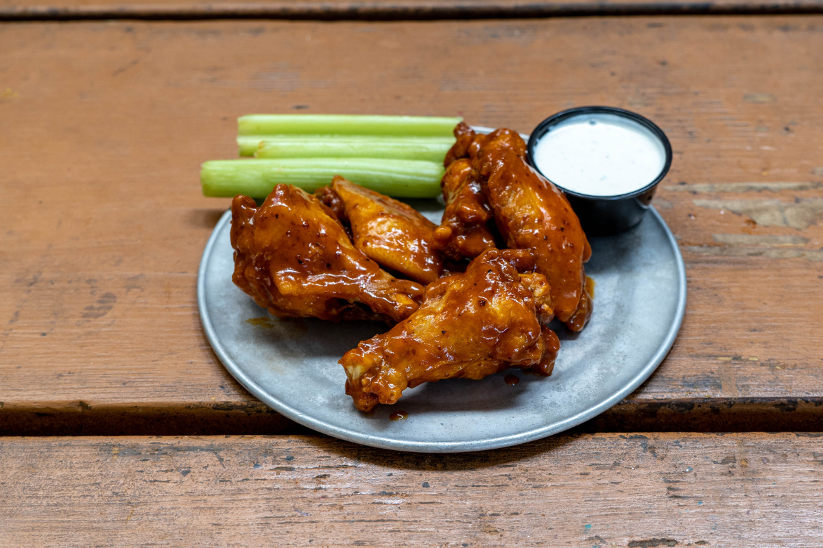 Pluckers | Restaurants in Houston, TX