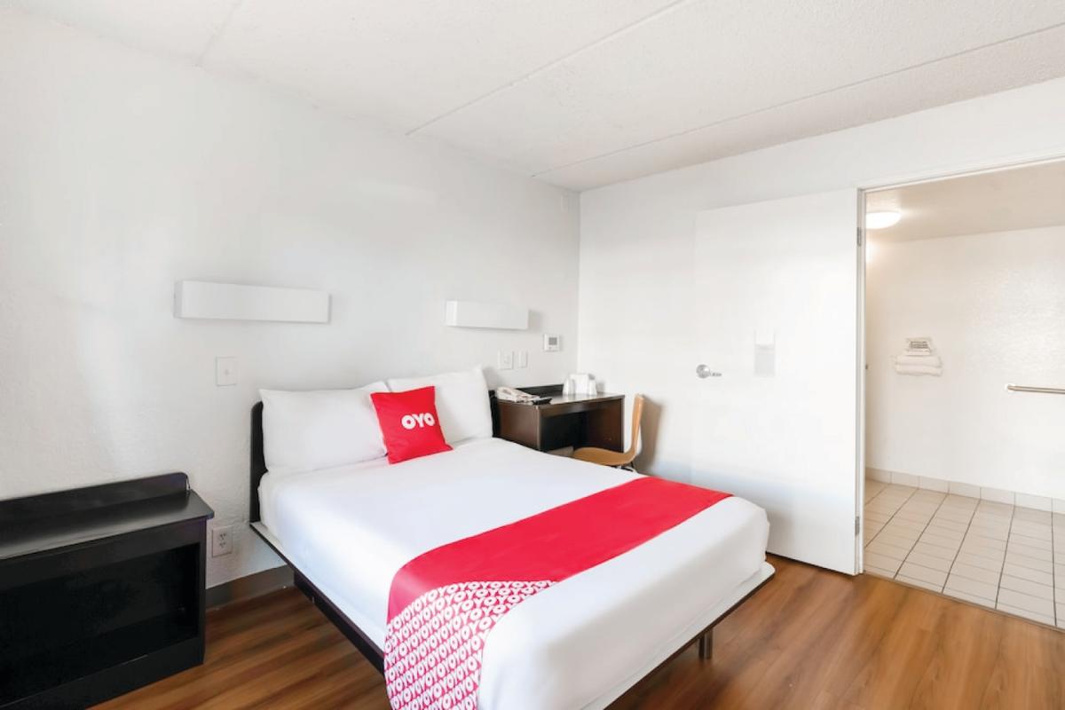 OYO Hotel Houston Katy Freeway | Hotels in Houston, TX