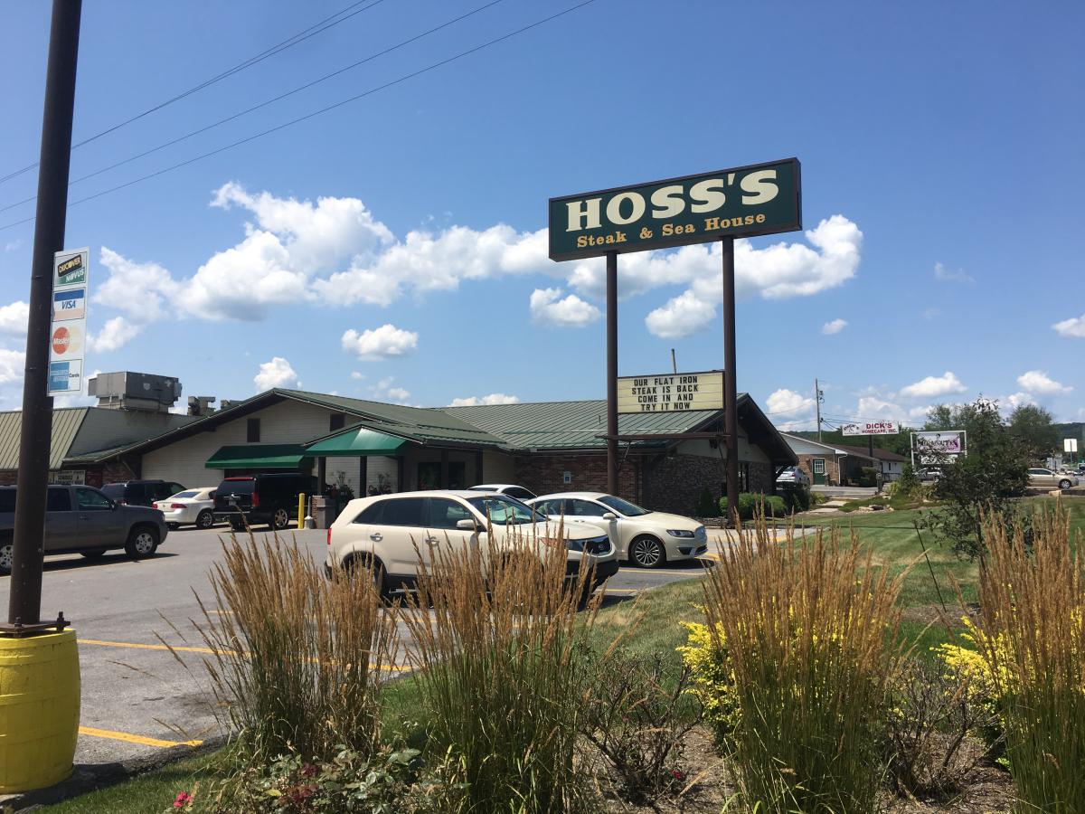 Hoss's Steak & Sea House - Huntingdon