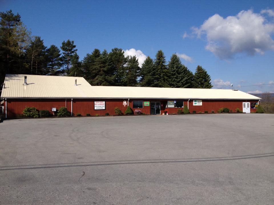 Seven Points Bait and Grocery