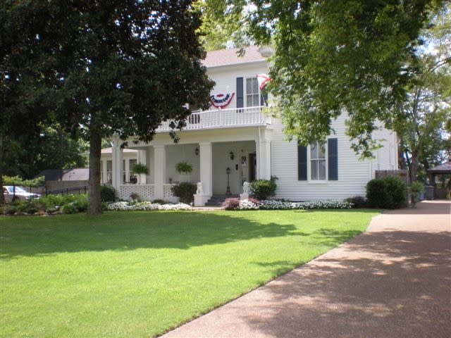 The Historic Lowry House