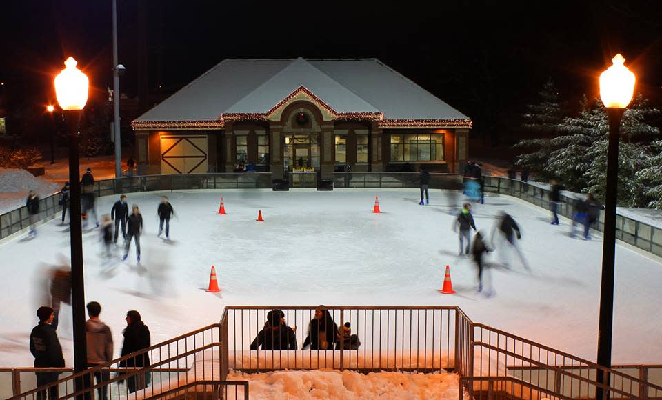 Riverside Skating Center