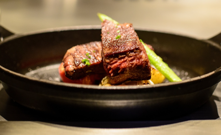 Moo Moo's Steakhouse