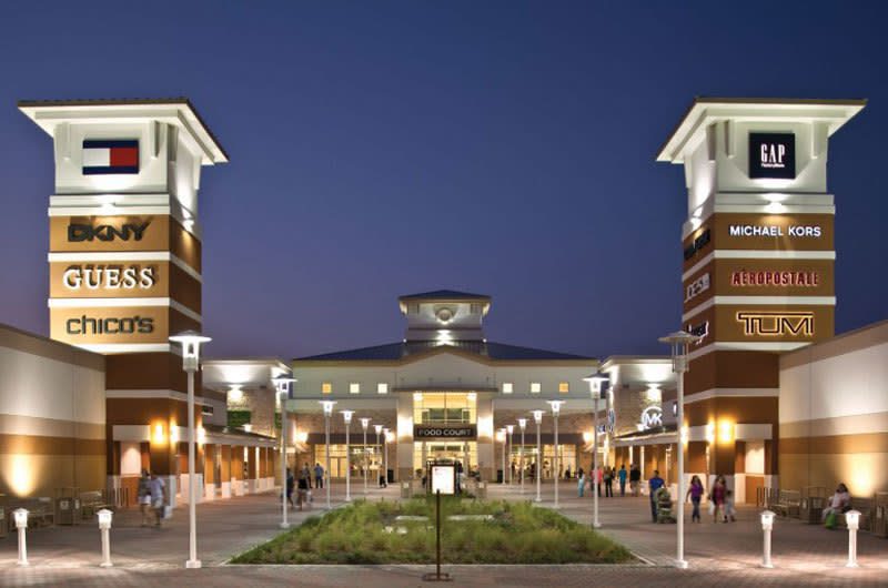 Grand Prairie Premium Outlets