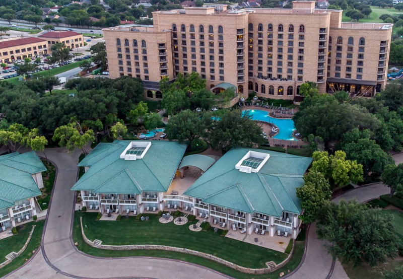 The Ritz-Carlton Dallas, Las Colinas