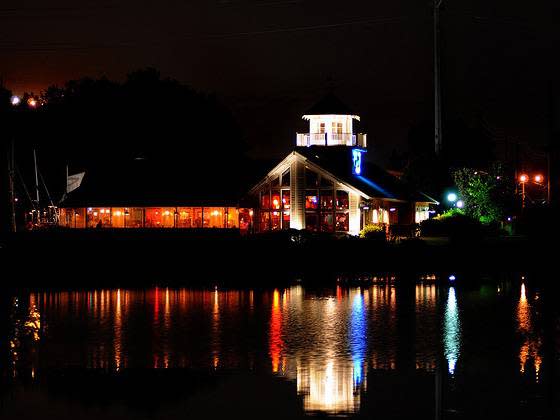 Boatyard Grill