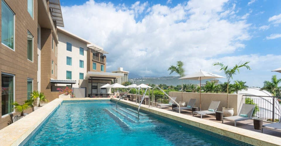 Courtyard By Marriott