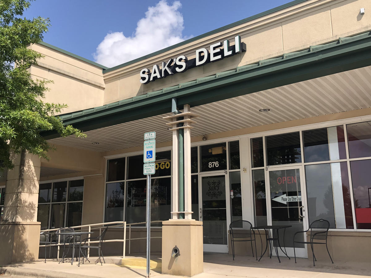 Saks Neighborhood Deli