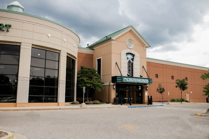 Crossroads Mall