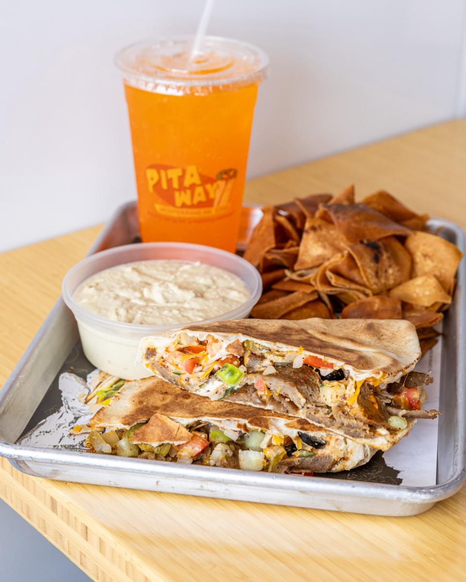Pita Way Mediterranean Grill