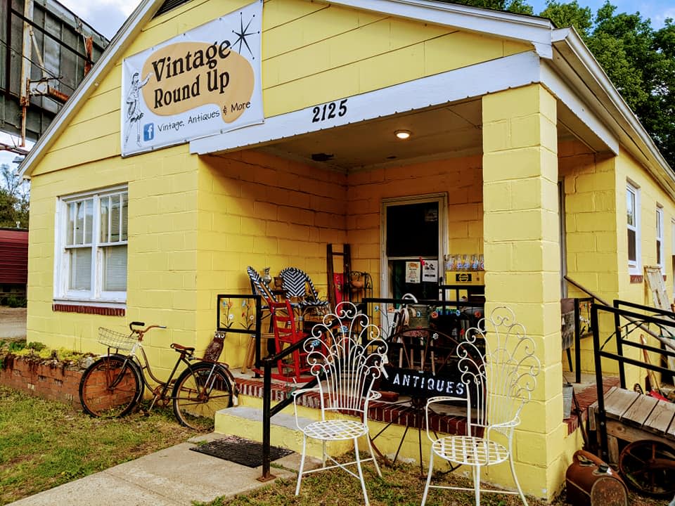 Vintage Round Up - Manhattan KS, 66502