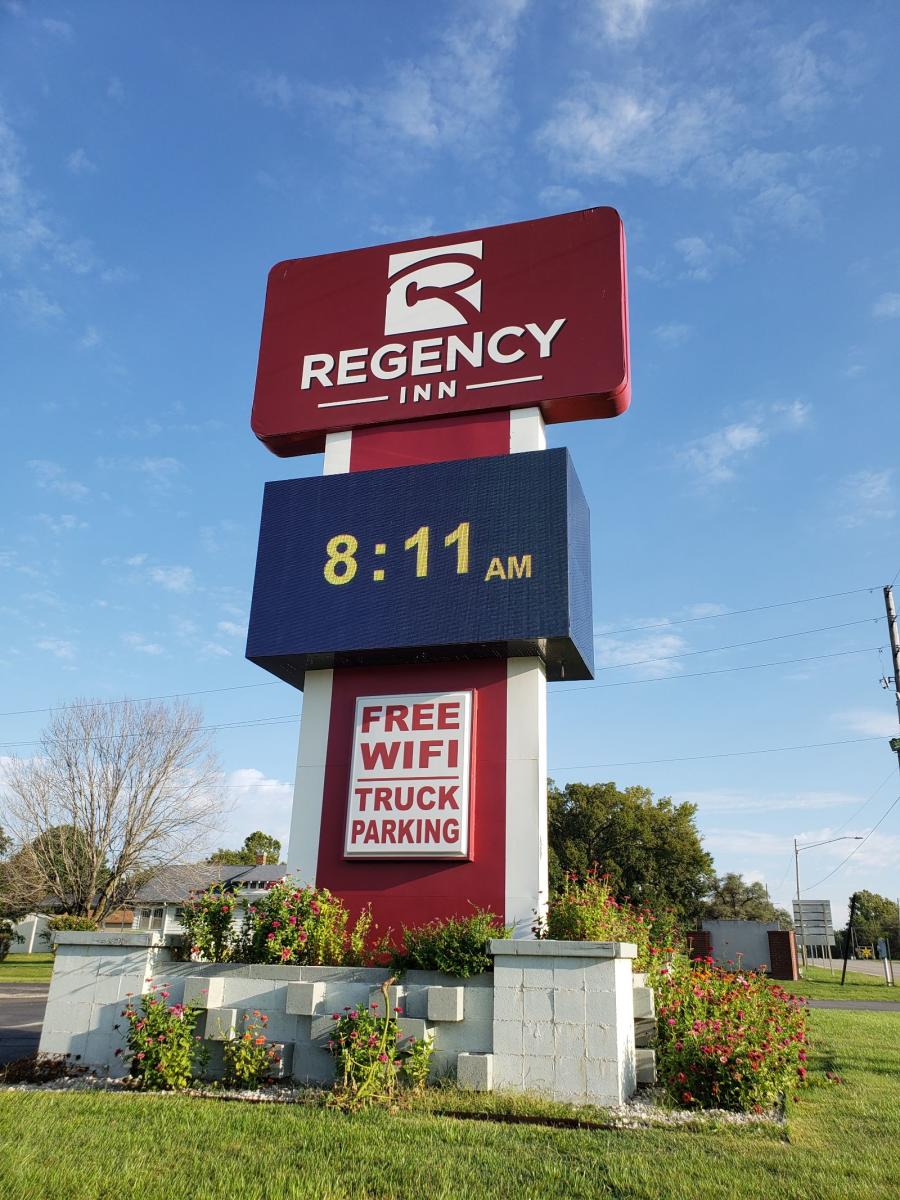 Regency Inn & Suites - Pittsburg KS, 66762