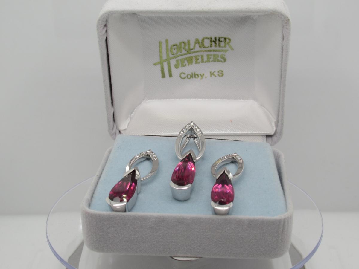 Horlacher Jewelers - Colby KS, 67701