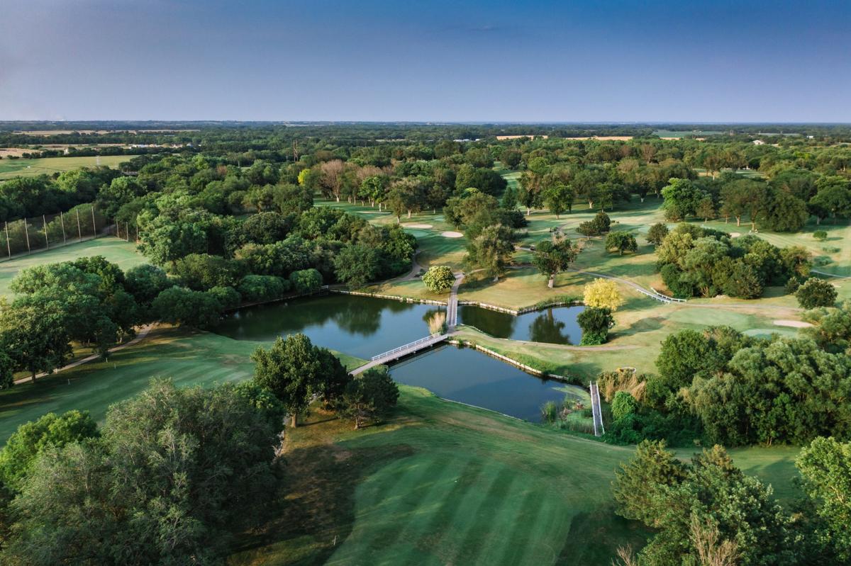 Salina Country Club Golf - Salina KS, 67401