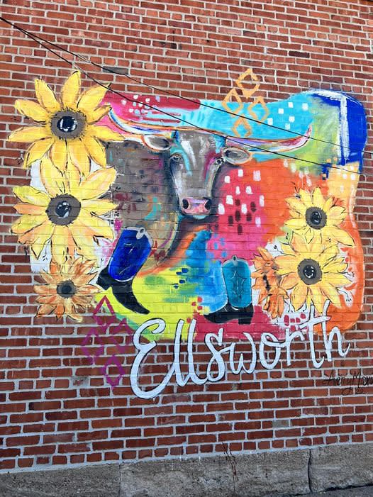 Munchkinz Bakery Mural - Ellsworth KS, 67439